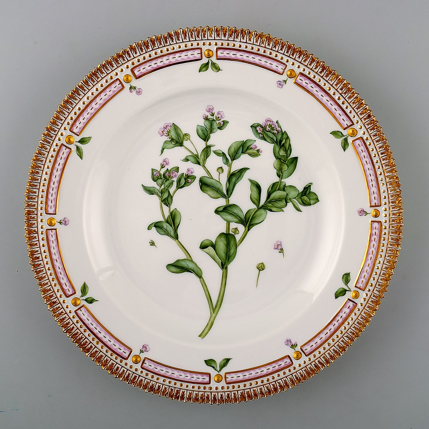 www.Antikvitet.net - Royal Copenhagen flora danica middagstallerken #20 ... www.Antikvitet.net - Royal Copenhagen flora danica middagstallerken #20 ...