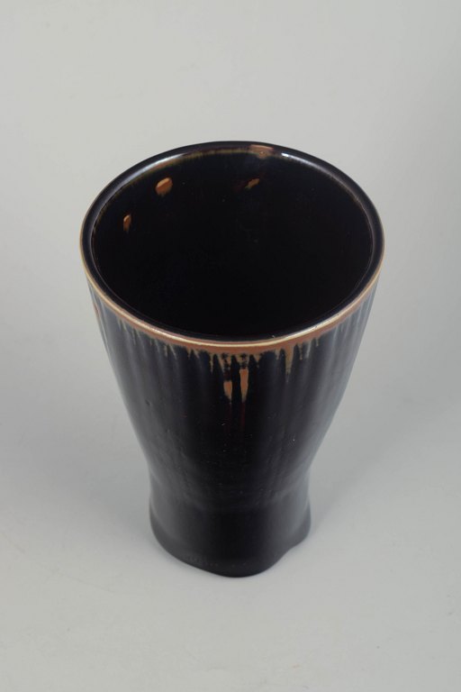 L Art - Rörstrand * Vase, midt 1900-tallet.
